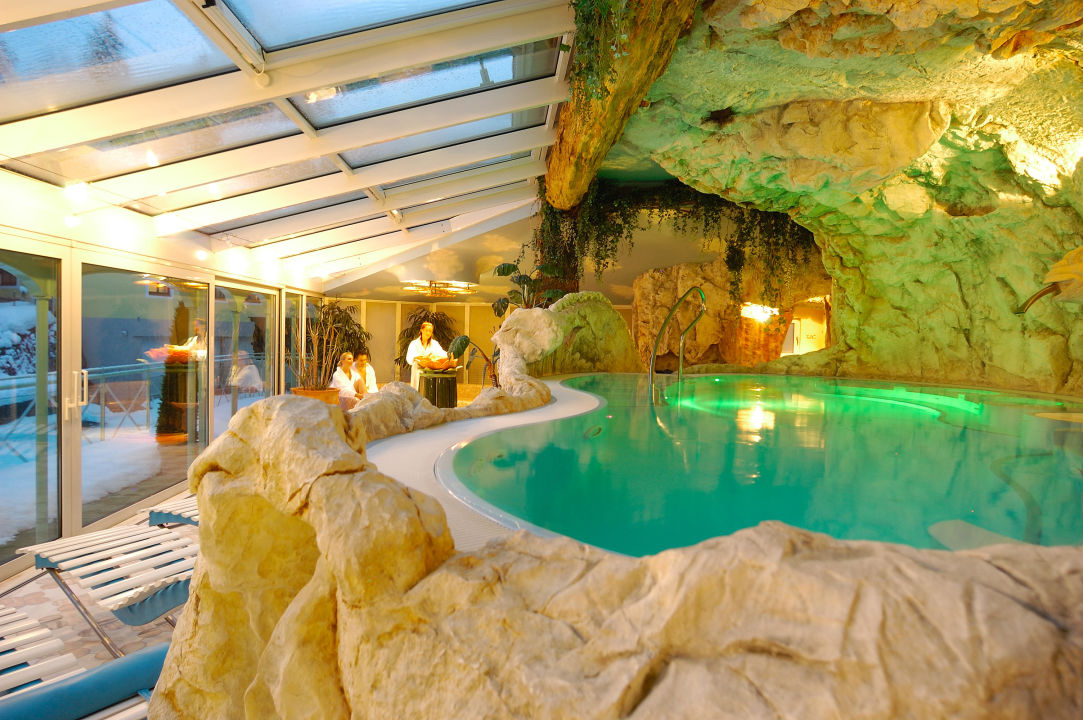 "Phoenixbad" Hotel Bauer (Saalbach-Hinterglemm) • HolidayCheck ...
