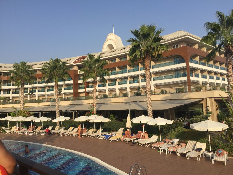 "Pool" TUI MAGIC LIFE Jacaranda (Side - Gündogdu) • HolidayCheck ...