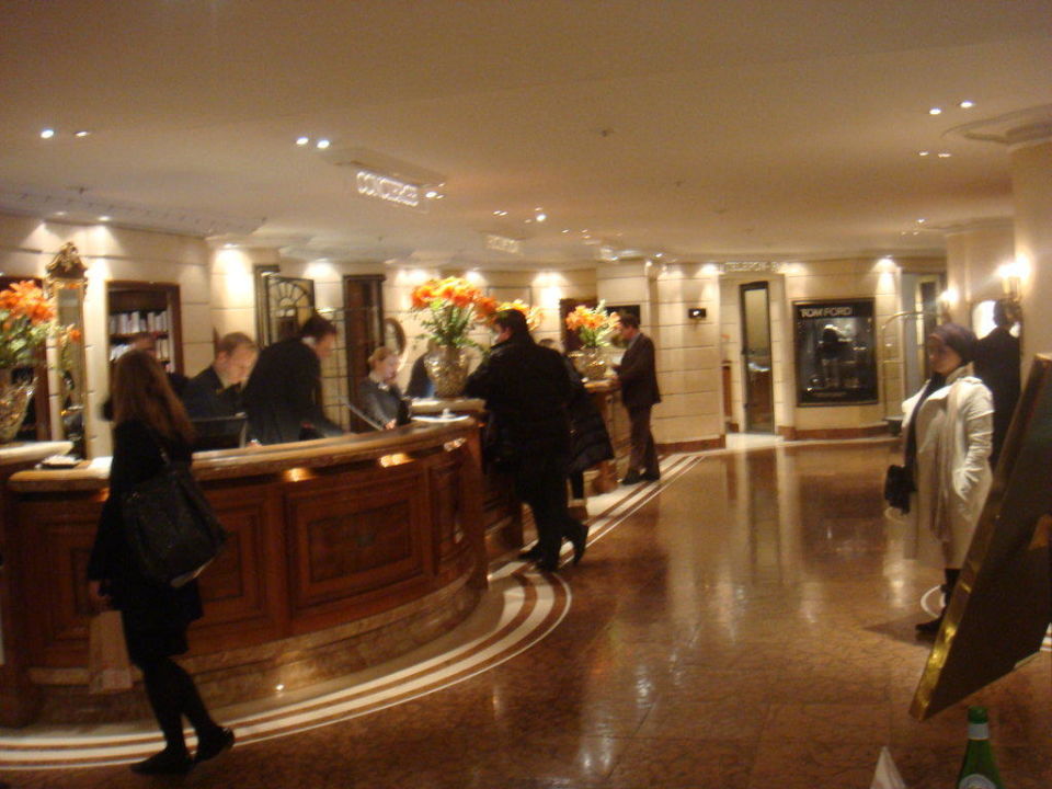 "Rezeption" Hotel Bayerischer Hof (München) • HolidayCheck (Bayern ...