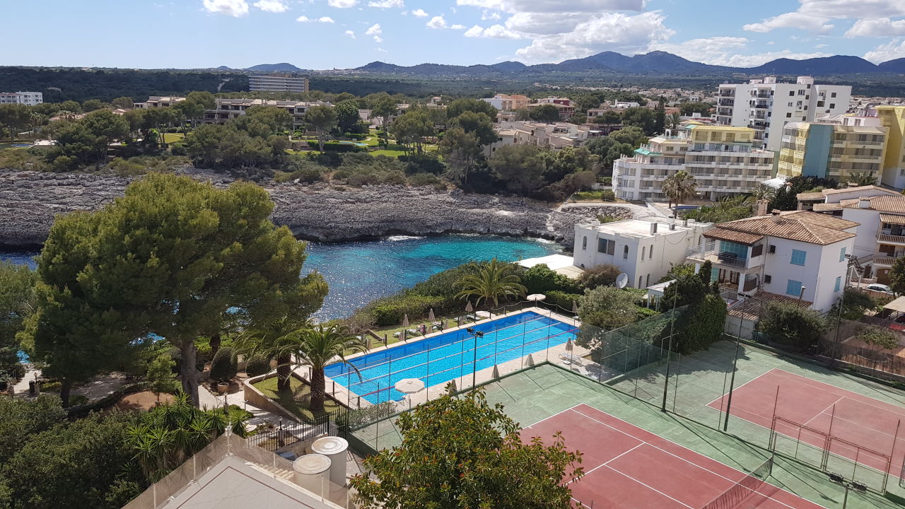 "Gartenanlage" JS Cape Colom - Adults only (Porto Colom) • HolidayCheck ...