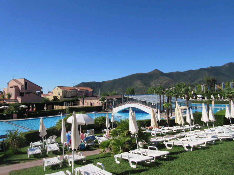 "Pool" Loano 2 Village (Loano) • HolidayCheck (Ligurien | Italien)