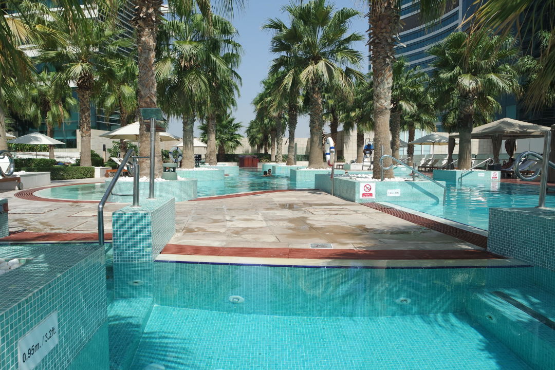 "Pool" Hotel Crowne Plaza Dubai Festival City (Dubai) • HolidayCheck ...