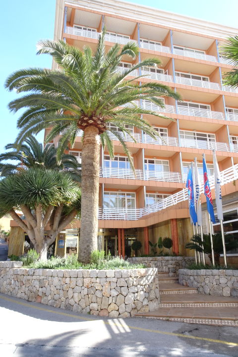 "Außenansicht" allsun Hotel Cormoran (Peguera) • HolidayCheck (Mallorca ...