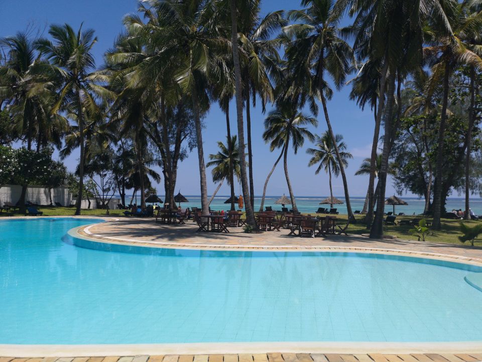 "Pool" Hotel Diani Sea Lodge (Diani Beach) • HolidayCheck (Provinz ...