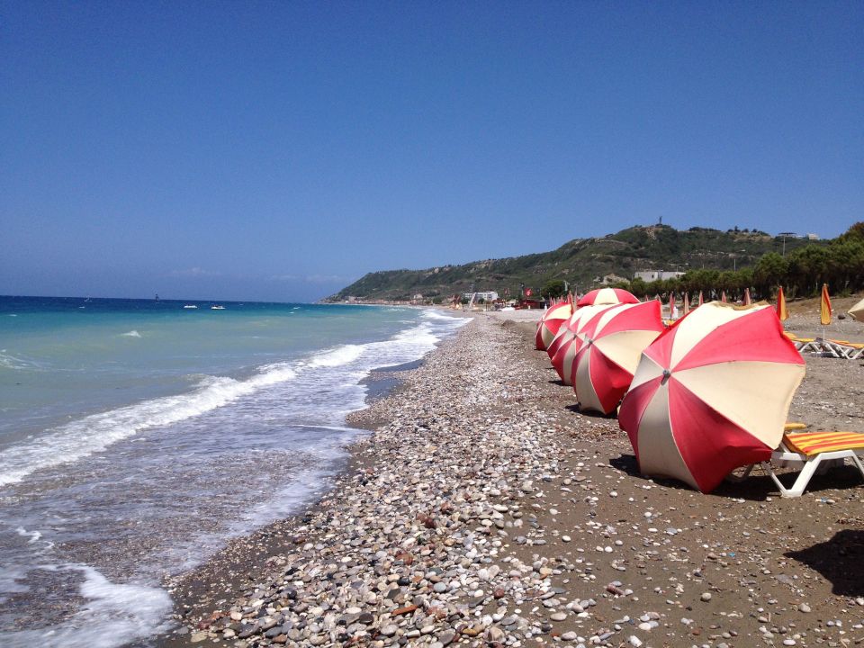 "Öffentlicher Strand Ixia" Dionysos Hotel (Ixia) • HolidayCheck (Rhodos ...