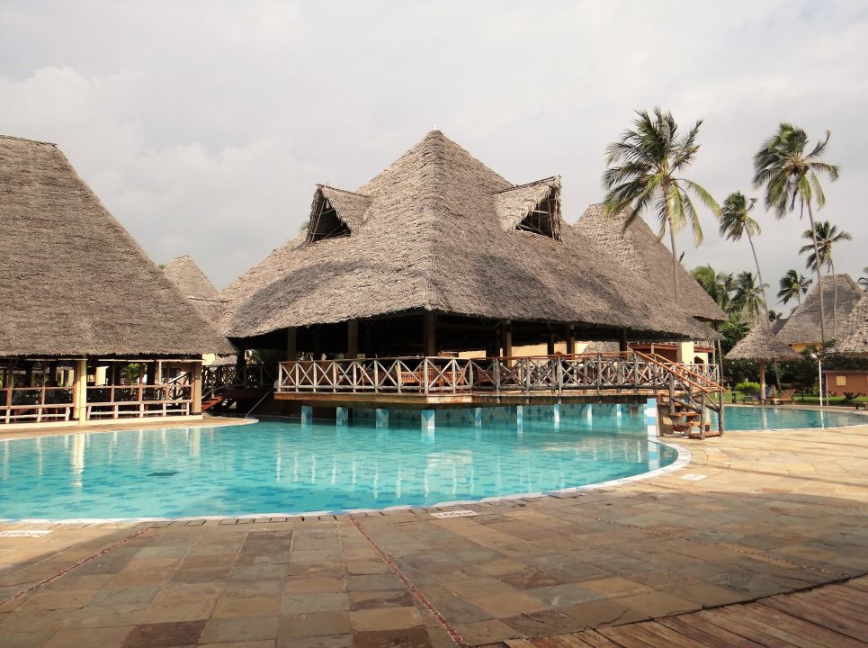 "Pool" Neptune Pwani Beach Resort & Spa (Pwani Mchangani ...