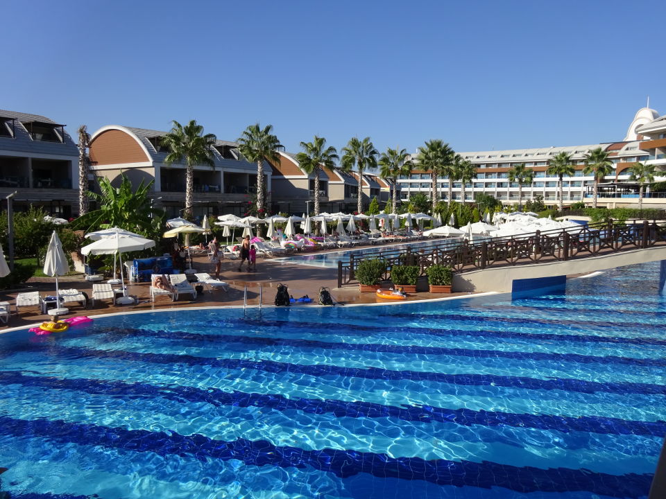 "Pool" TUI MAGIC LIFE Jacaranda (Side - Gündogdu) • HolidayCheck ...