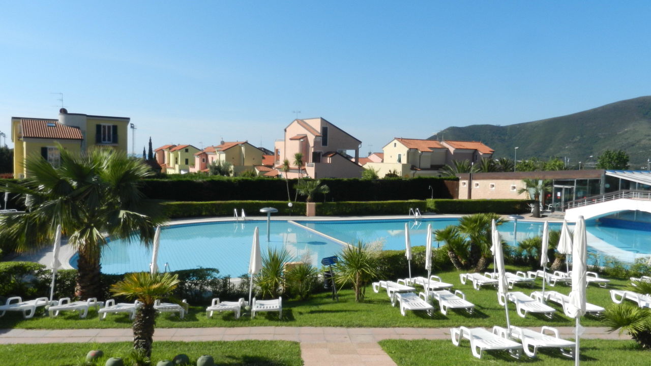"Außenbecken" Loano 2 Village (Loano) • HolidayCheck (Ligurien | Italien)