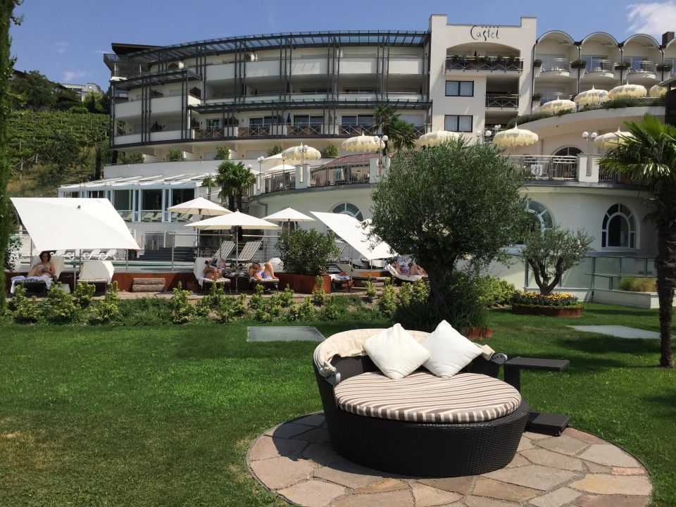 "Hausansicht" Hotel Castel (Tirolo / Dorf Tirol) • HolidayCheck ...