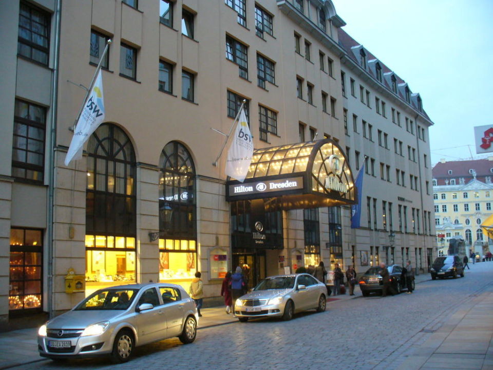 "Außenansicht Hilton Dresden" Hilton Dresden (Dresden) • HolidayCheck (Sachsen | Deutschland)
