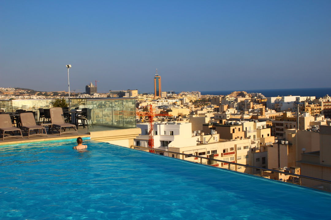 "Pool" AX The Victoria Hotel (Sliema) • HolidayCheck (Majjistral | Malta)