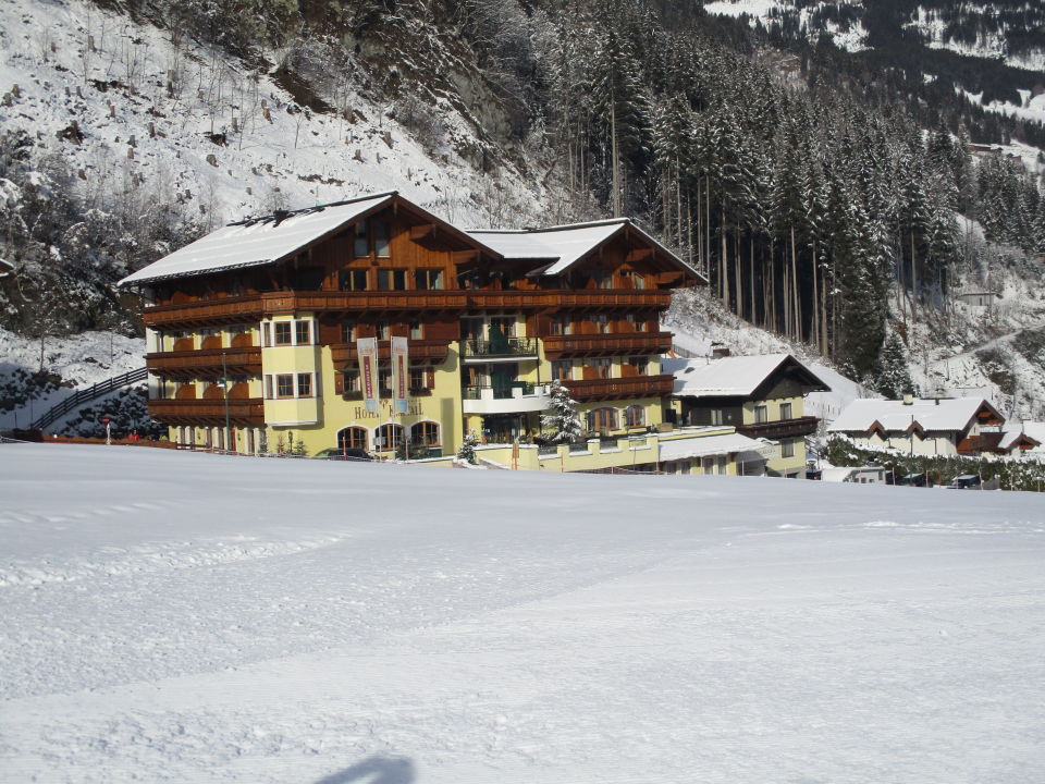 "Außenansicht" Hotel Kristall (Großarl) • HolidayCheck (Salzburger Land ...