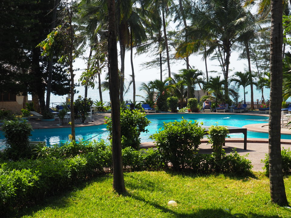 "Pool" Kilifi Bay Beach Resort (Kilifi) • HolidayCheck (Provinz Coast ...
