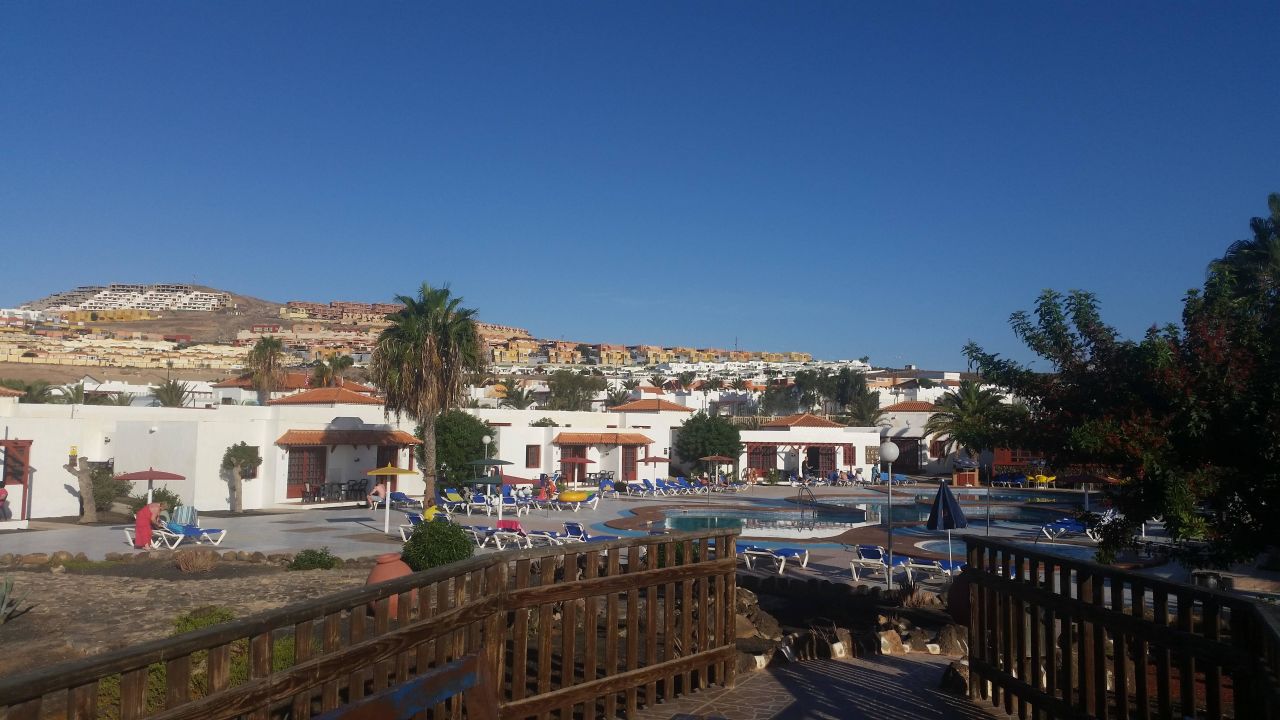 "Bungalows Castillo Beach" Bungalows Castillo Beach (Caleta de Fuste ...