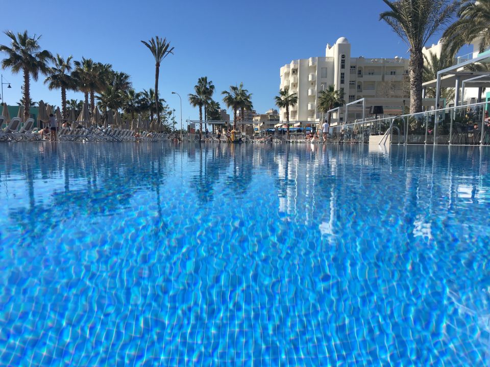 "Pool" Hotel Riu Costa del Sol (Torremolinos) • HolidayCheck (Costa del ...