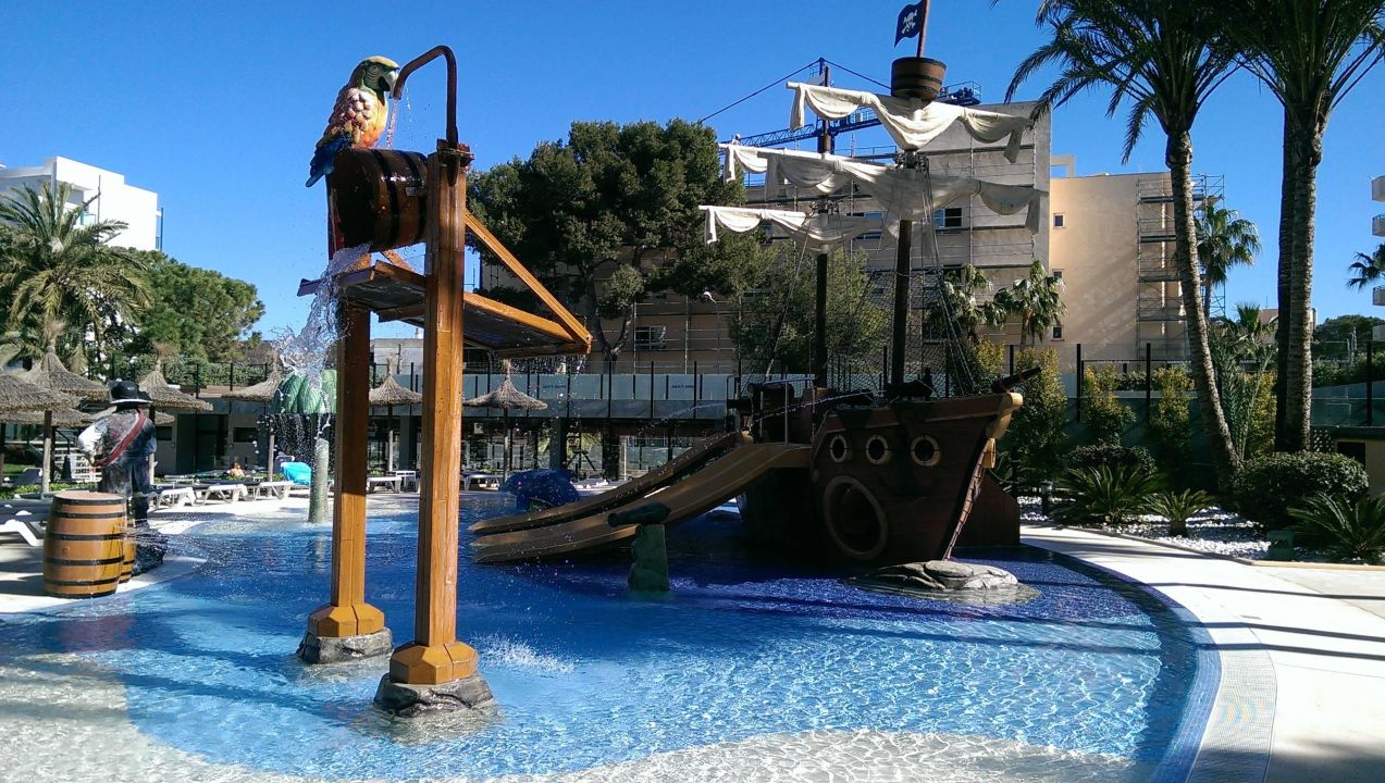"Kinderpool mit Rutsche" Aparthotel Marins Playa (Cala Millor ...