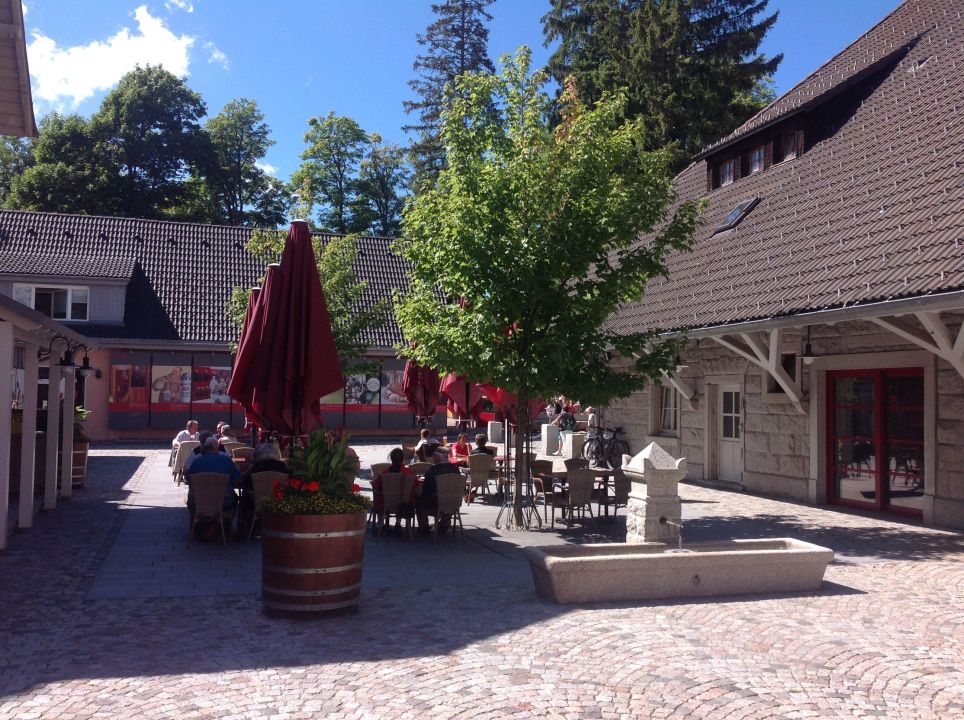 "Terrasse" Hotel Brauereigasthof Rothaus (Grafenhausen) • HolidayCheck ...