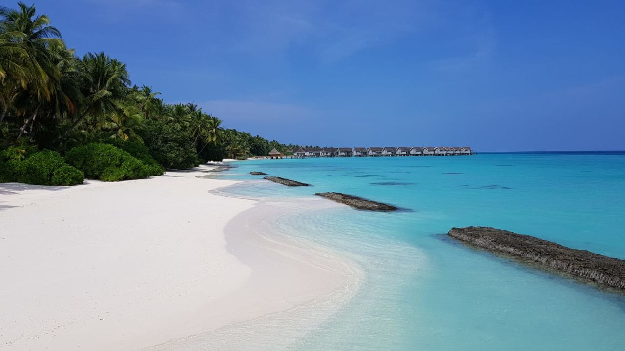"Strand" Kuramathi Maldives (Rasdhoo) • HolidayCheck (Alif Alif Atoll ...
