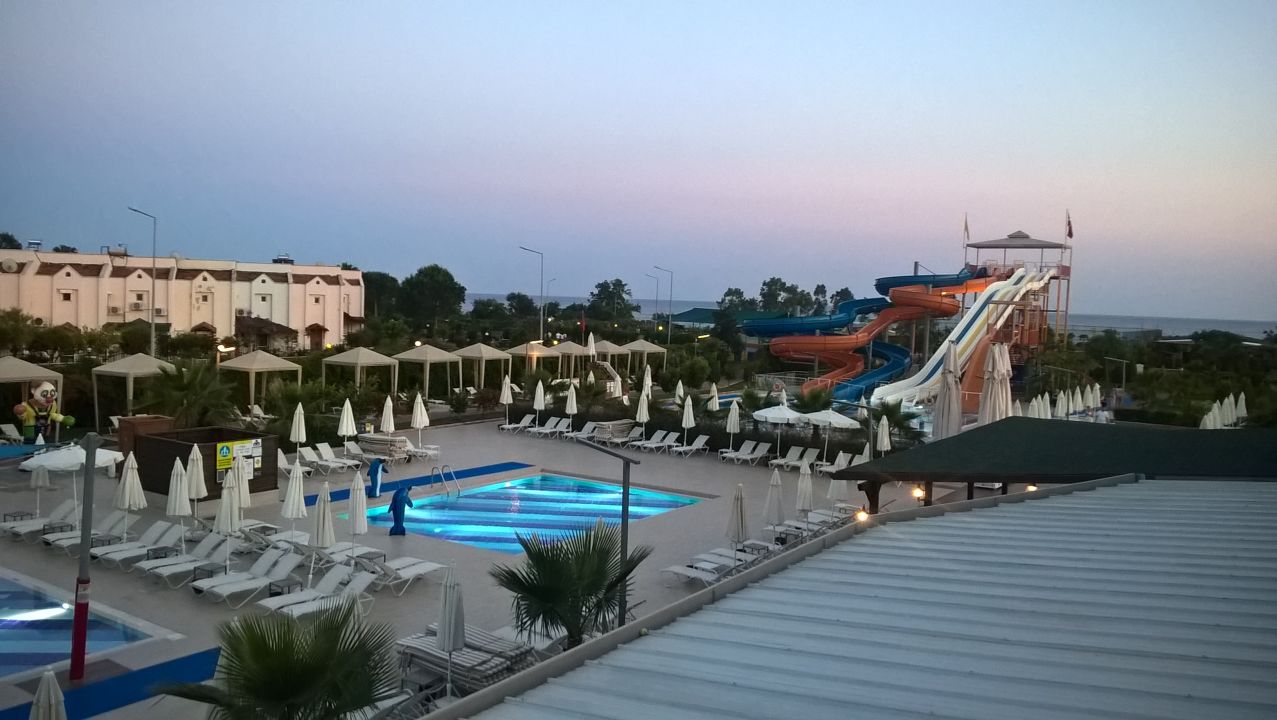 "Pool" TUI MAGIC LIFE Jacaranda (Side - Gündogdu) • HolidayCheck ...