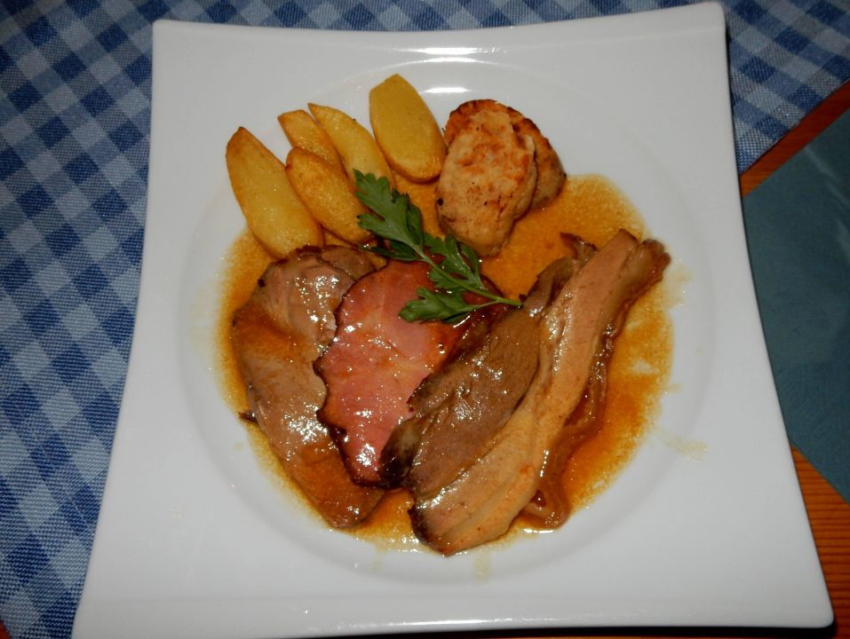 "Bauernschmaus" Steirisch Ursprung (Gleisdorf) • HolidayCheck ...