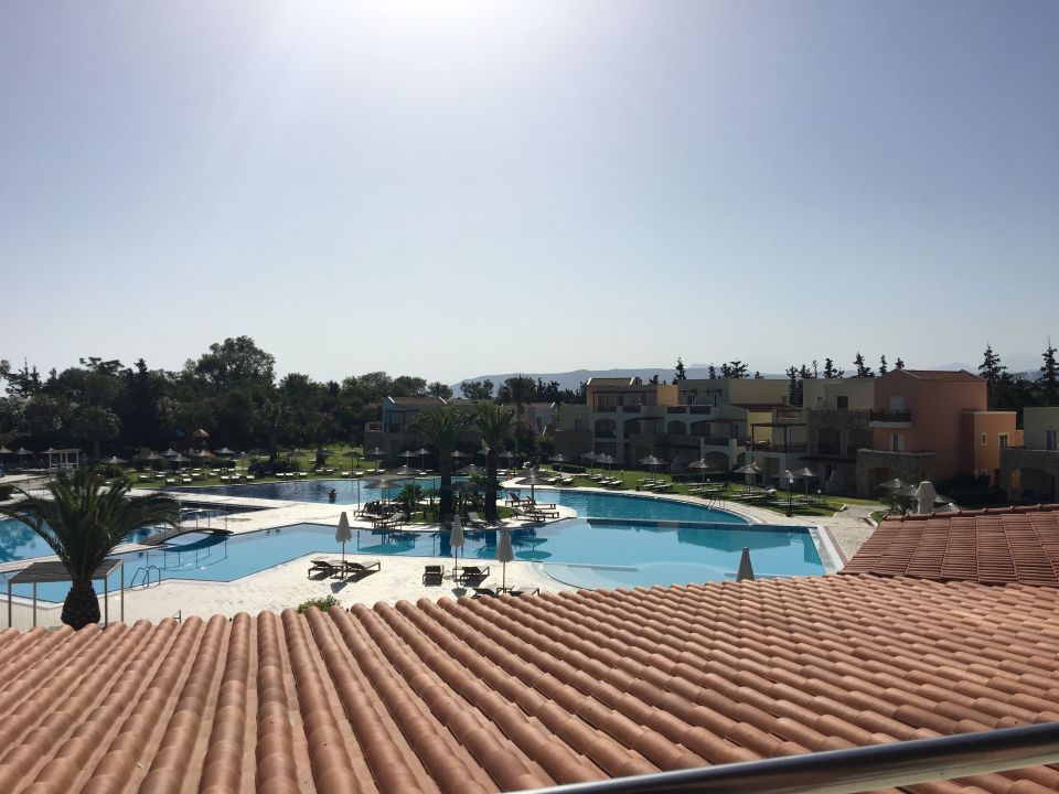 "Außenansicht" Pilot Beach Resort (Georgioupolis) • HolidayCheck (Kreta ...