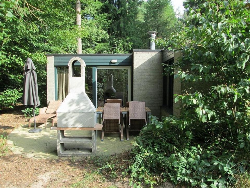 "Terrasse VIP-Bungalow" Center Parcs Erperheide (Peer) • HolidayCheck ...