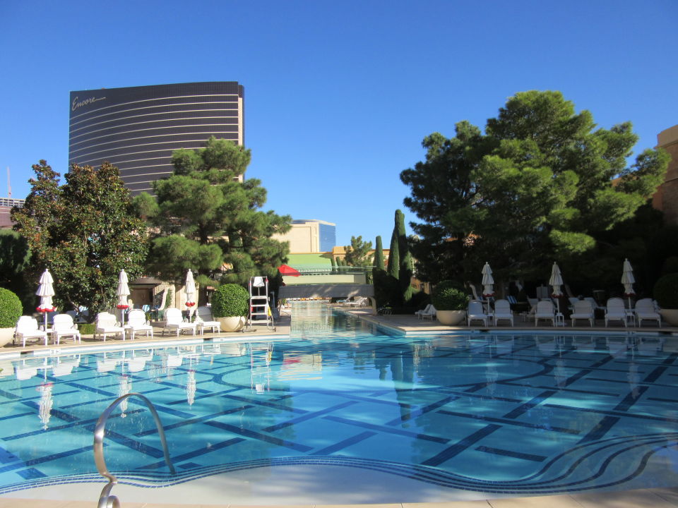 "Pool" Hotel Wynn Las Vegas (Las Vegas) • HolidayCheck (Nevada | USA)