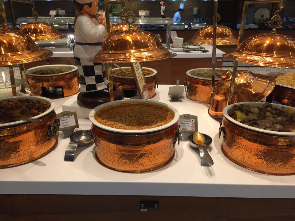 "Türkisches Buffet" Royal Holiday Palace (Lara) • HolidayCheck ...