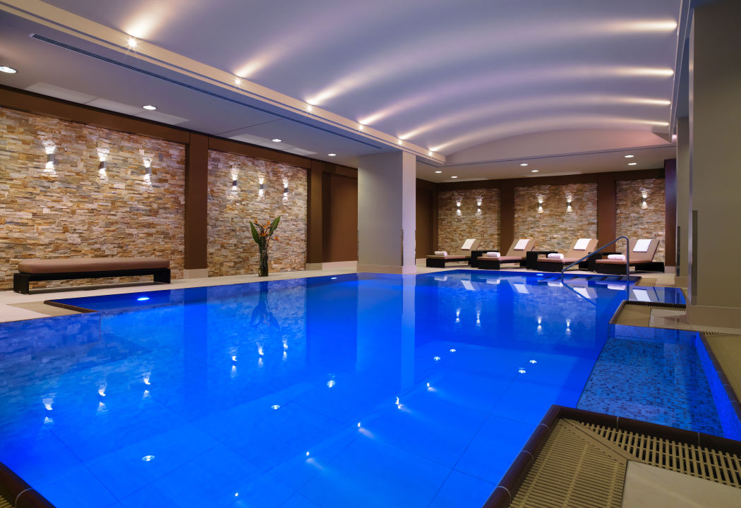 "Pool" Berlin Marriott Hotel (Berlin-Mitte) • HolidayCheck (Berlin ...