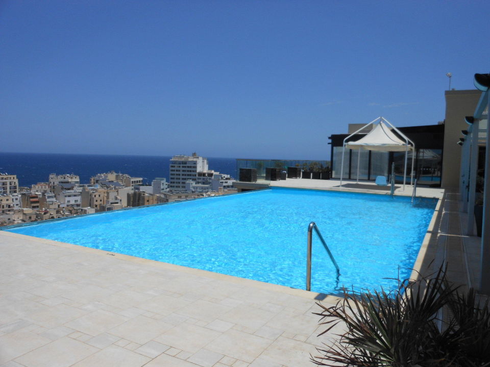 "Pool " AX The Victoria Hotel (Sliema) • HolidayCheck (Majjistral | Malta)