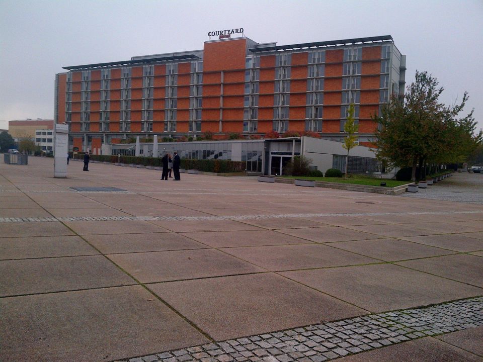 "Außenansicht" Hotel Courtyard by Marriott Linz (Linz) • HolidayCheck ...