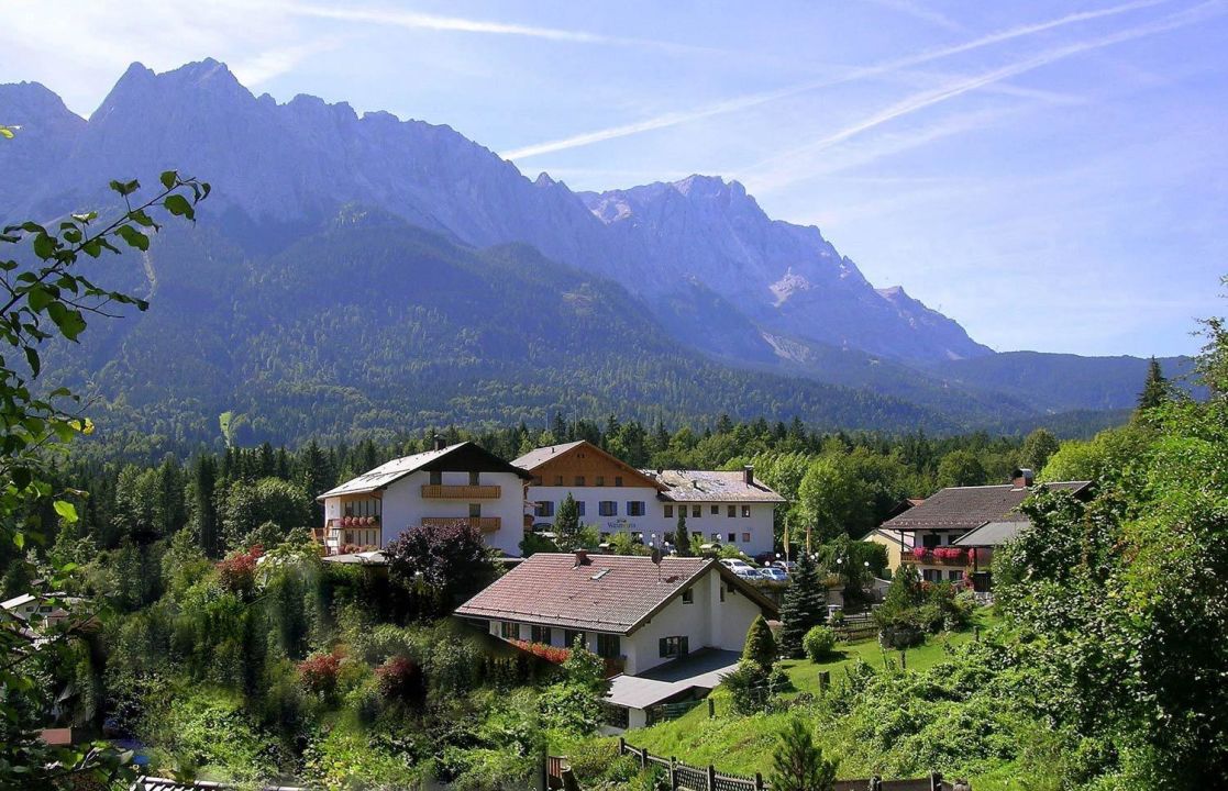 "Waxenstein Zugspitze" Romantik Alpenhotel Waxenstein (Grainau ...