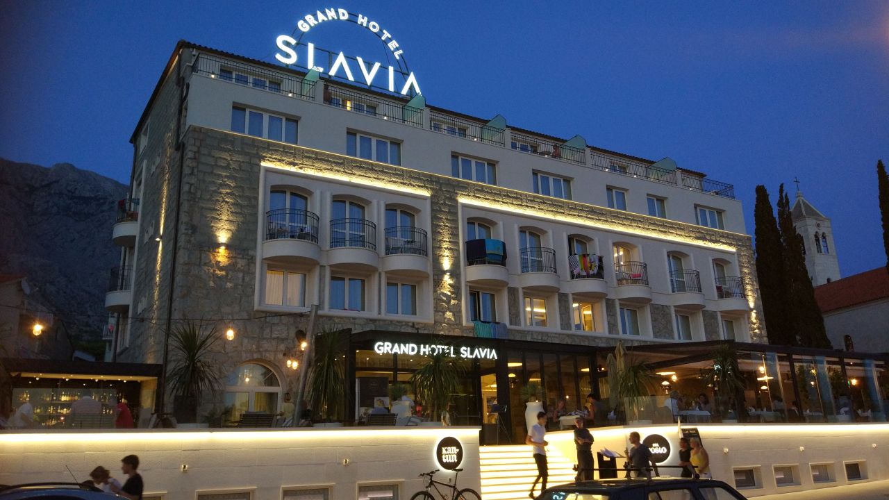 "Außenansicht" Grand Hotel Slavia (Baška Voda) • HolidayCheck ...