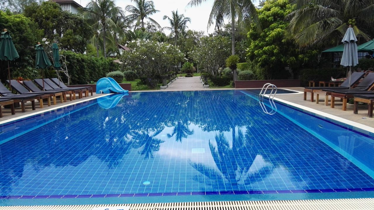 "Pool " Coco Palm Beach Resort (Maenam) • HolidayCheck (Koh Samui ...