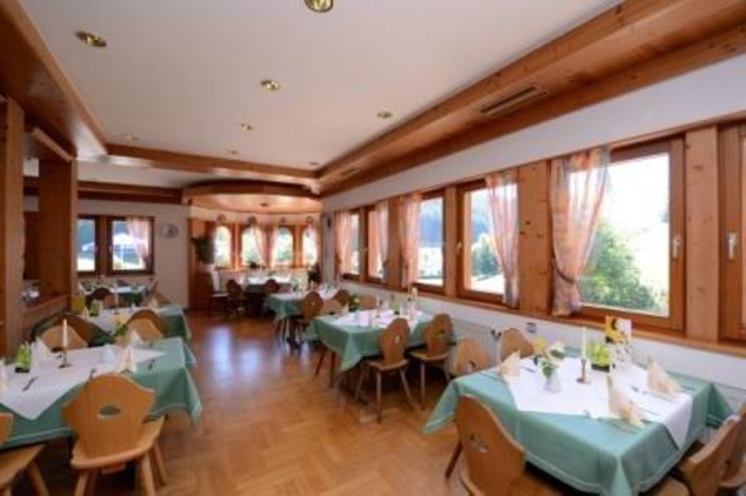 "Restaurant" Kräuter Chalet Berghotel und Restaurant (Furtwangen ...