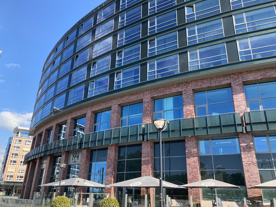 "Außenansicht" Radisson Blu Hotel Rostock (Rostock) • HolidayCheck ...