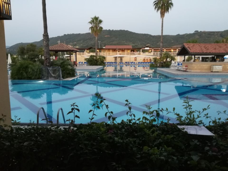 "Pool" TUI MAGIC LIFE Calabria (Pizzo Calabro) • HolidayCheck ...