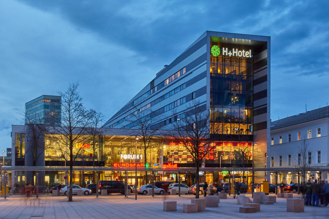 au-enansicht-h-hotel-salzburg-salzburg-holidaycheck-salzburger