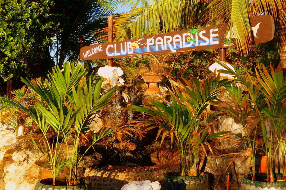 "Das Paradies" Resort Club Paradise Palawan (Dimakya Island ...