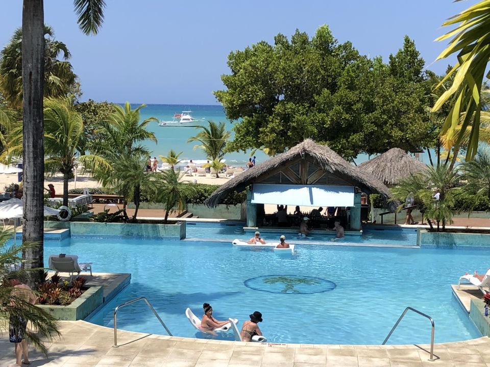 "Pool mit Swim up Bar" Couples Negril - Adults only (Negril ...