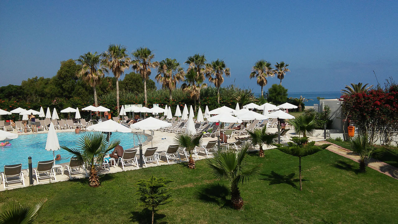 "Pool" Hotel Minos Mare Beach (Platanes) • HolidayCheck (Kreta ...