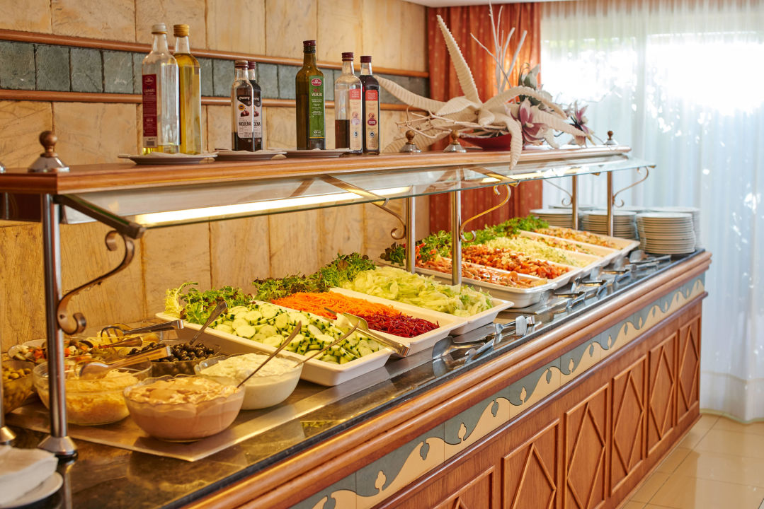 "Buffet" Hotel Metropolitan Playa (Platja de Palma / Playa de Palma ...