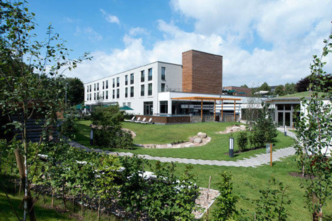 "Aspria Spa-Garten" Hotel Aspria Uhlenhorst (Hamburg) • HolidayCheck ...
