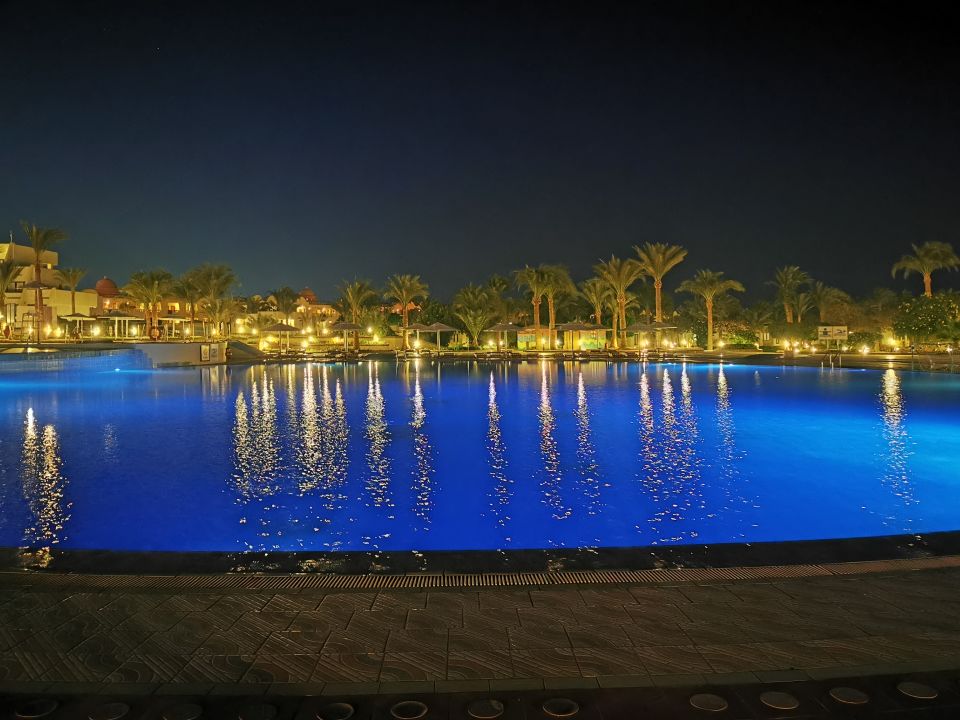 "Pool" Pharaoh Azur Resort (Hurghada) • HolidayCheck (Hurghada/Safaga ...