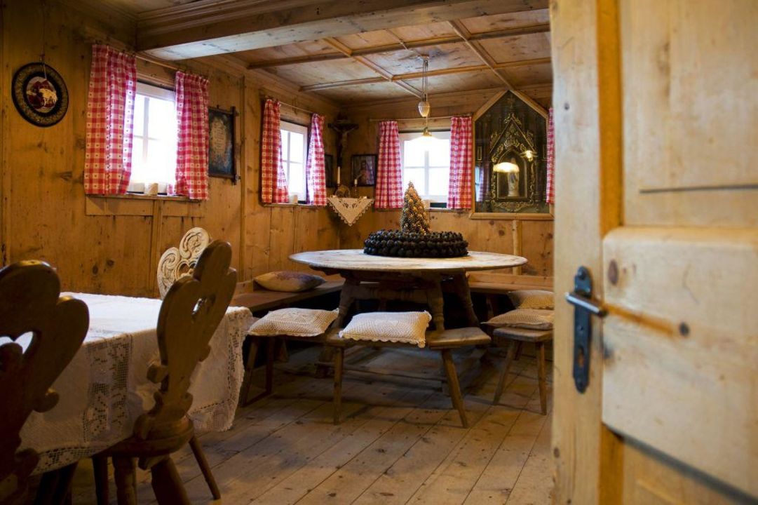 "Alte Bauernstube" Piccolo Hotel Gurschler (Maso Corto) • HolidayCheck ...