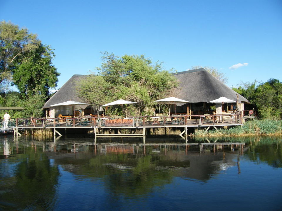 "Das Restaurant am Okawango" Nunda River Lodge (Divundu) • HolidayCheck ...