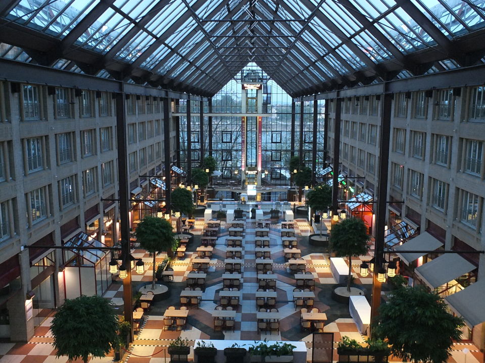 "Lobby" Maritim Hotel Köln (Köln) • HolidayCheck (Nordrhein-Westfalen ...