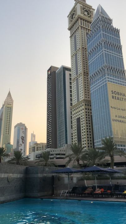 "Pool" Hotel Jumeirah Emirates Towers (Dubai) • HolidayCheck (Dubai ...