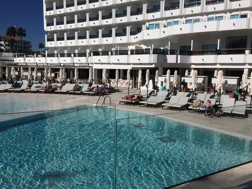 "Pool" Hotel Caserio (Playa del Ingles) • HolidayCheck (Gran Canaria ...