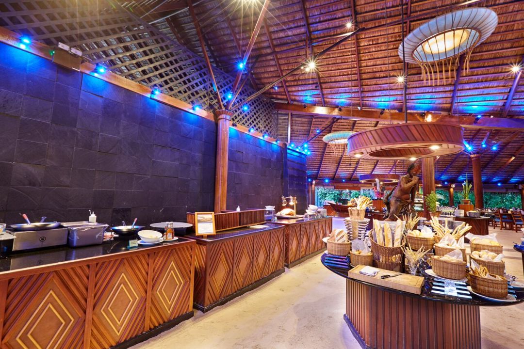 "Restaurant" Kuredu Island Resort & Spa (Hinnavaru) • HolidayCheck ...